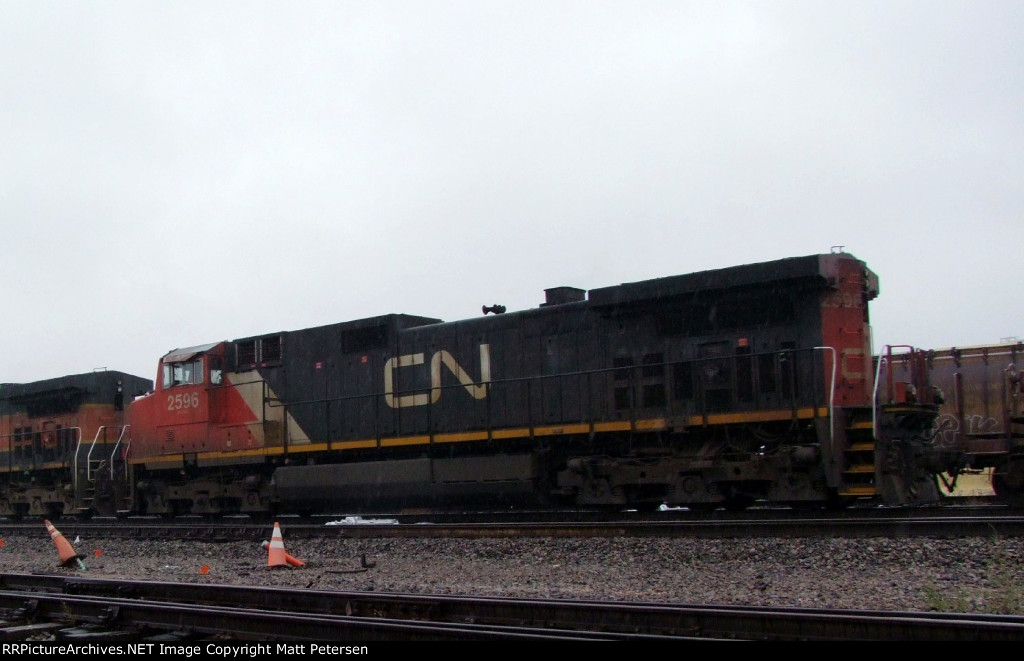 CN 2596